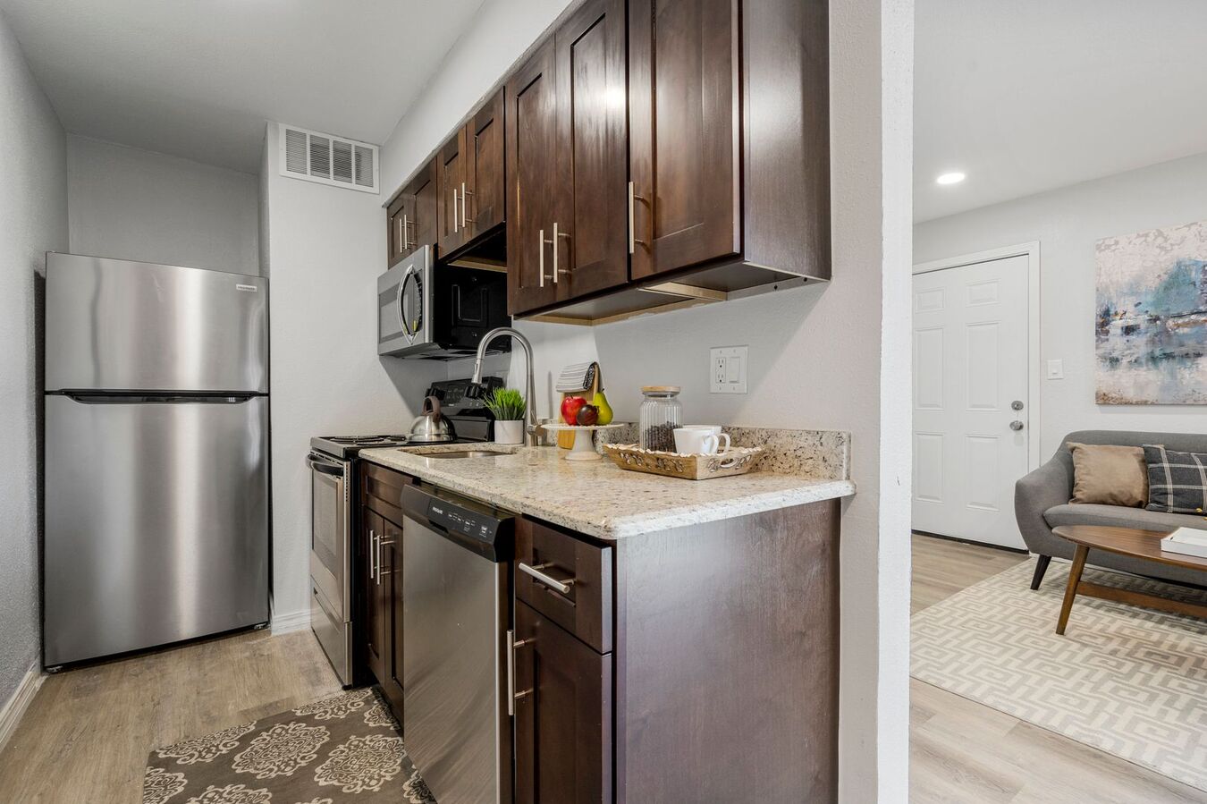 Stonebrook Gated Community Apartments Tulsa, OK | Rentable