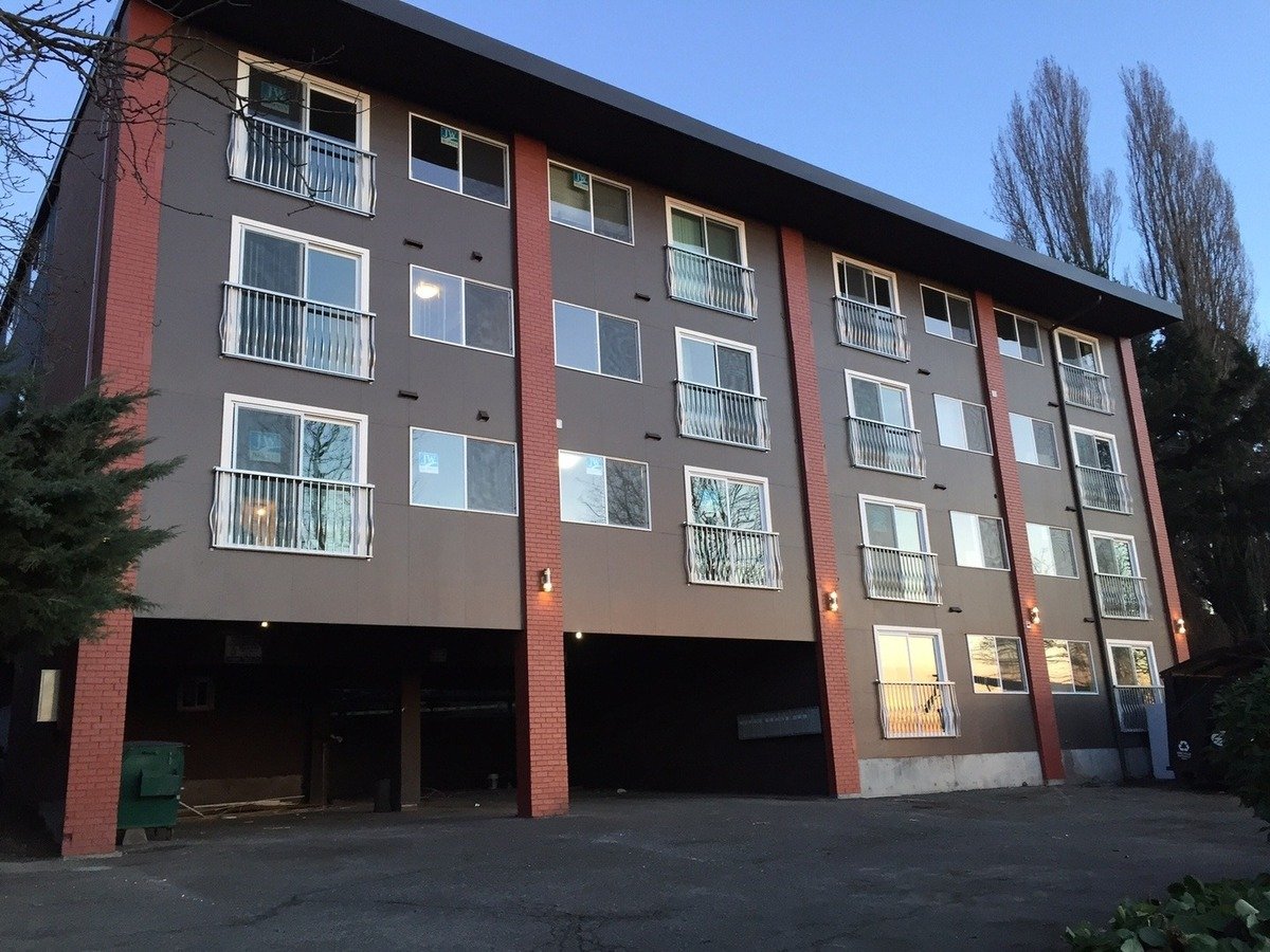 Beacon View Apartments - 2414 13th Ave S Seattle, WA
