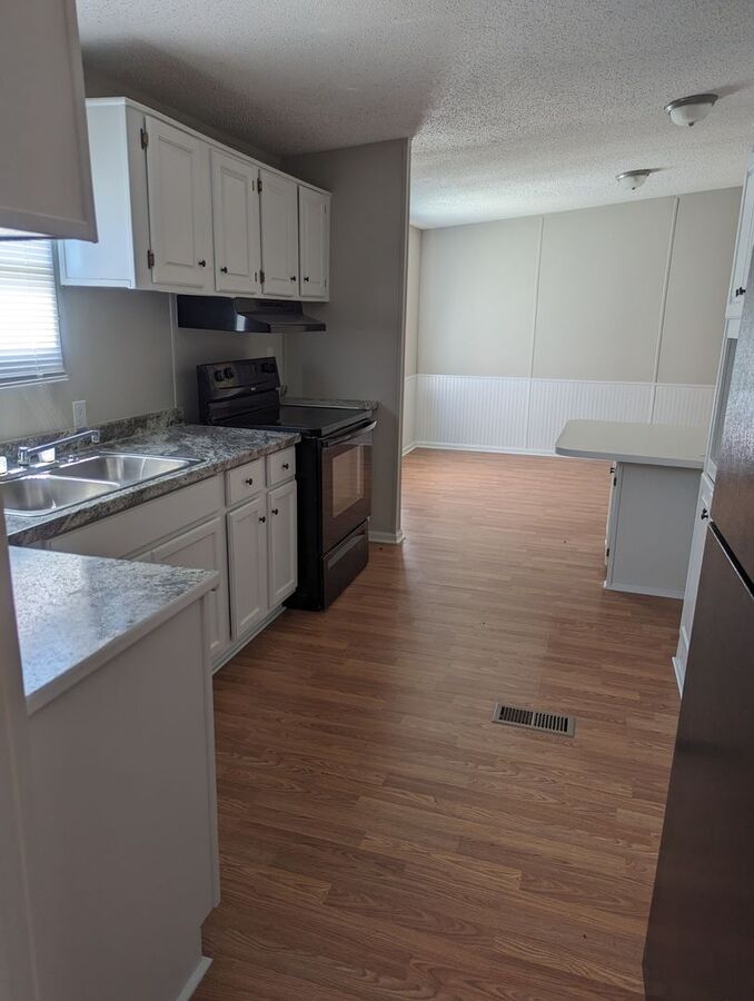 4 Br, 2 Ba 1,792 Sq Ft Doublewide Trailer Home... Apartments Ward, AR