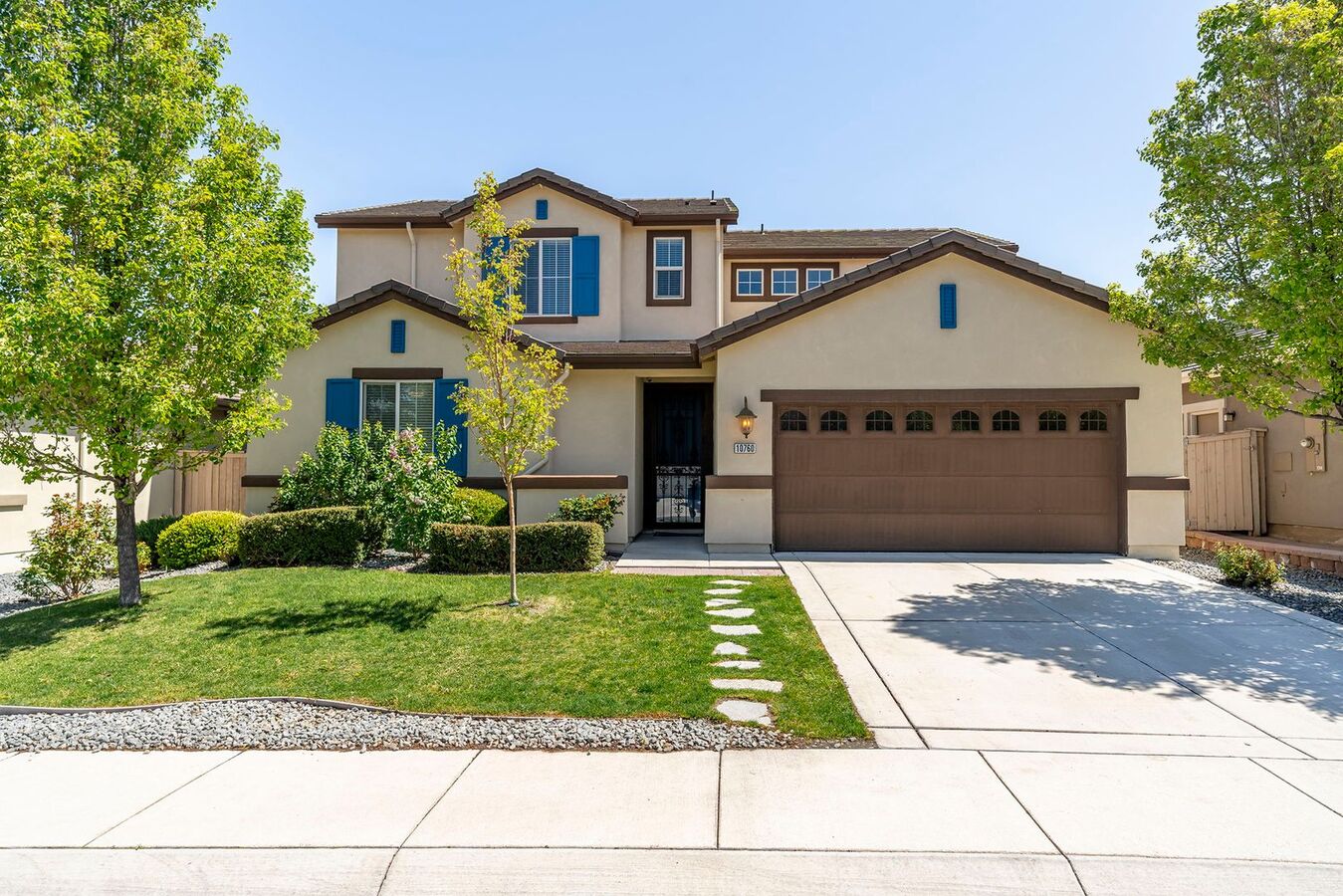 10760 Ridgebrook Dr - Lovely 5br 3ba Home In... Apartments Reno, NV
