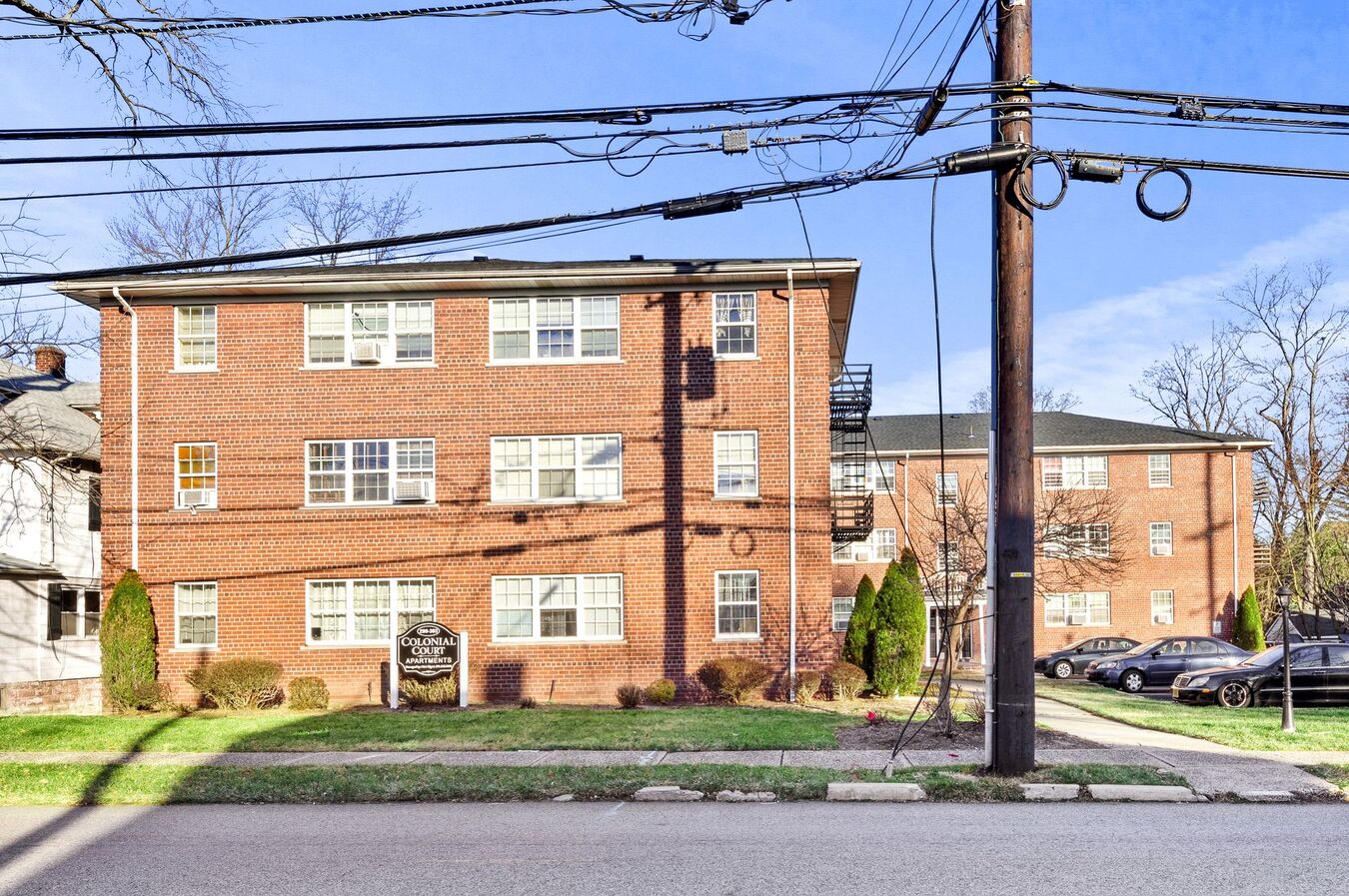 Colonial Court Apartments Westwood, NJ | Rentable