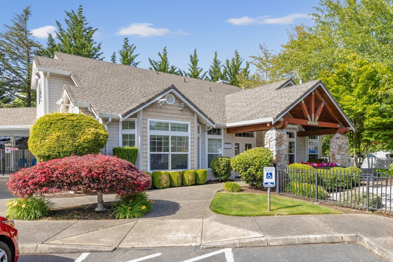 Abbey Rowe Apartments - 9320 Windsor Ln NE Olympia, WA