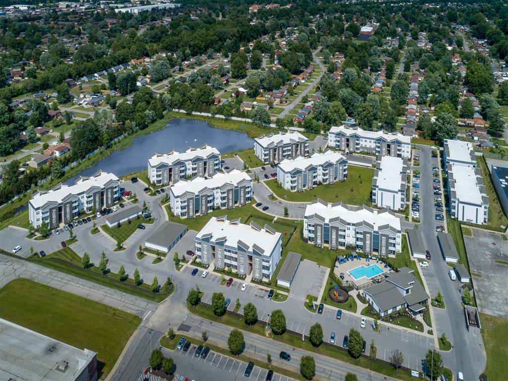Covington by the Lake Apartments Louisville, KY | Rentable