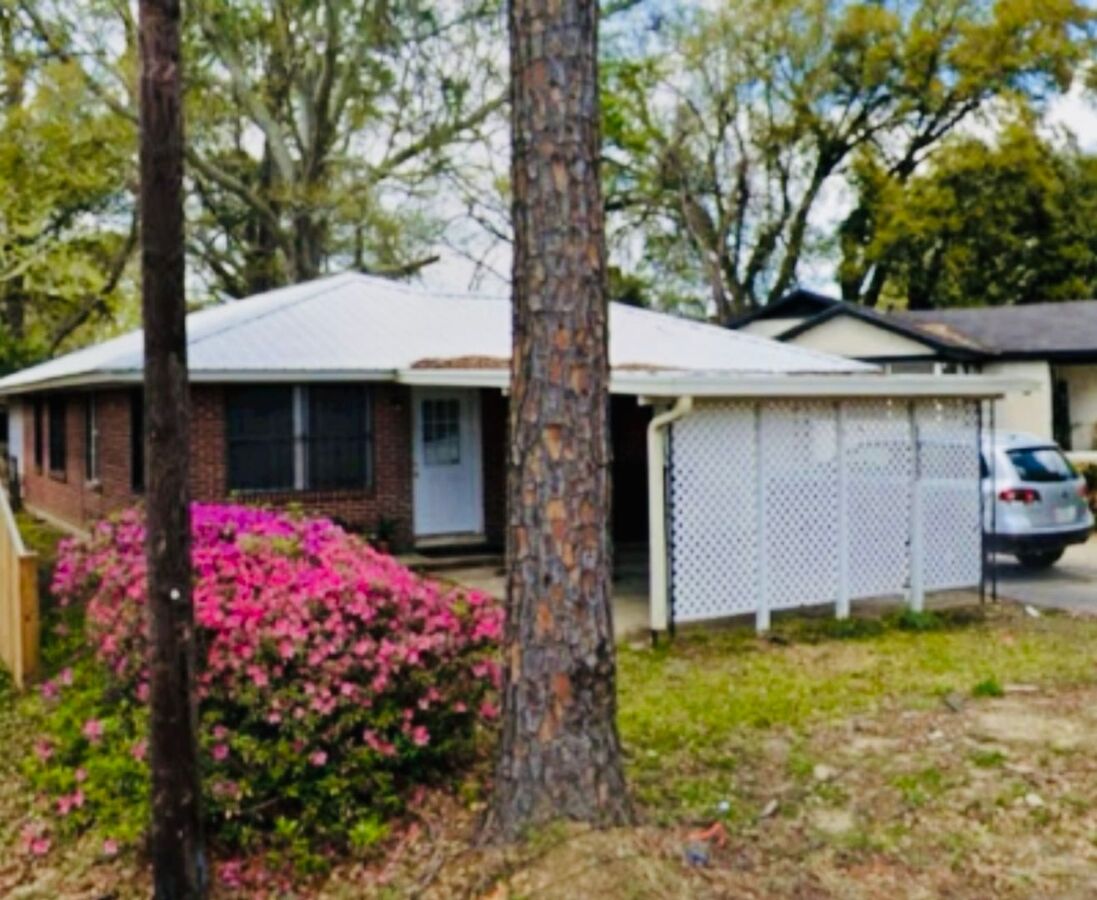 1955 Rice Drive (4 Bed/2 Bath) Apartments Baton Rouge, LA