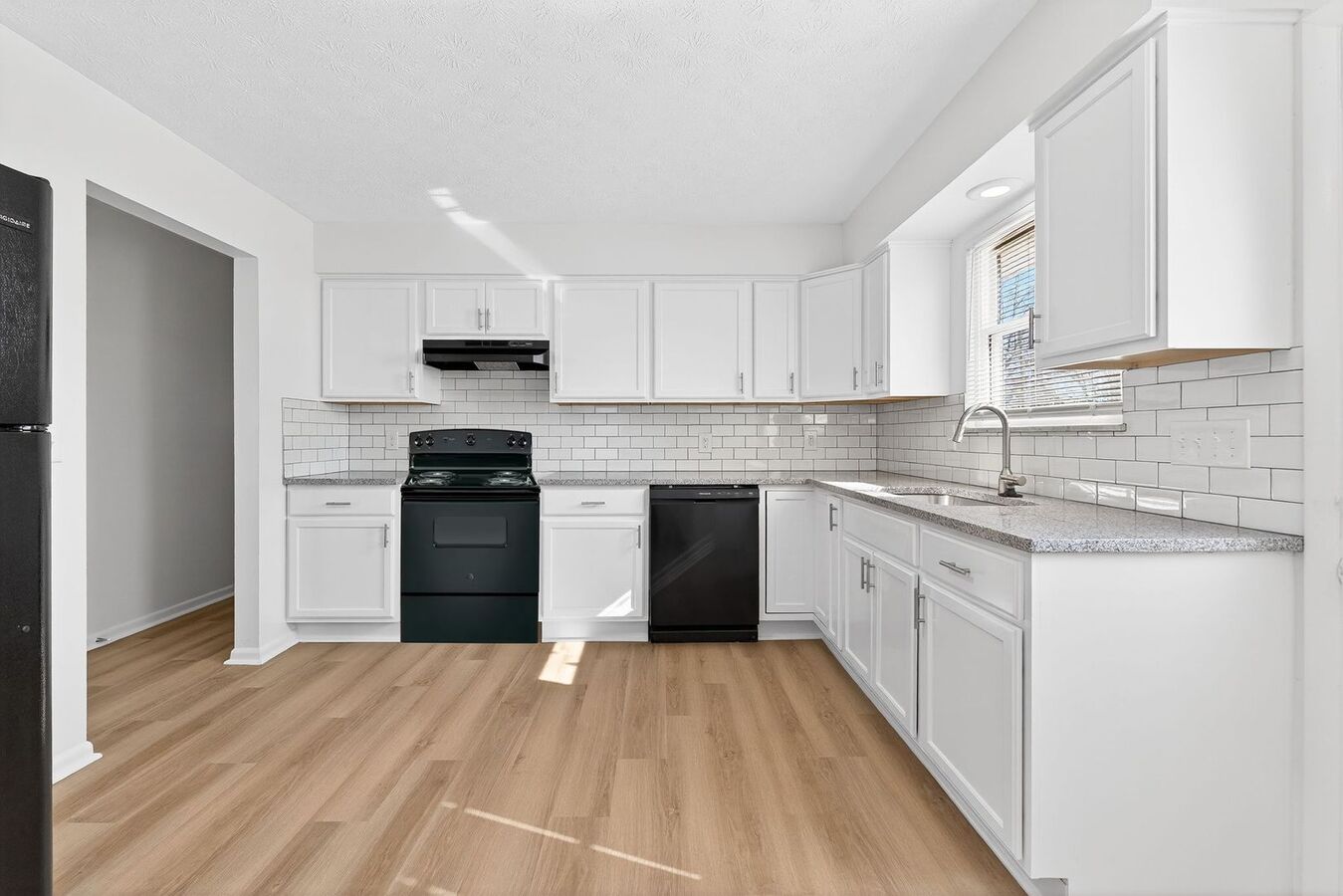 Fully Updated 4 Bedroom Home Available Now! Apartments Columbus, OH