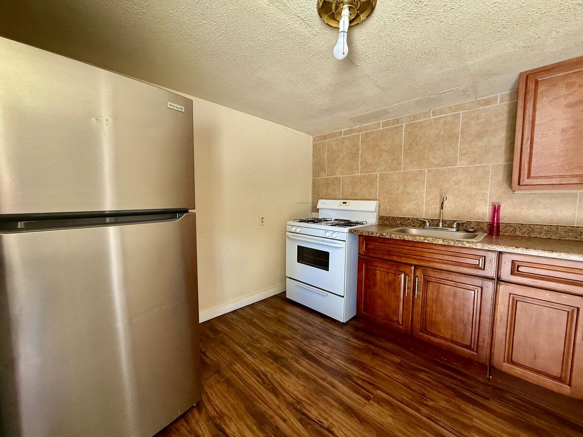 218 Lowell St San Antonio, TX House for Rent | Rentable
