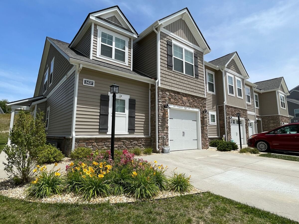 Wren | 3 Bed 25 Bath | Garage | 1729 Sf | $2831... Apartments ...