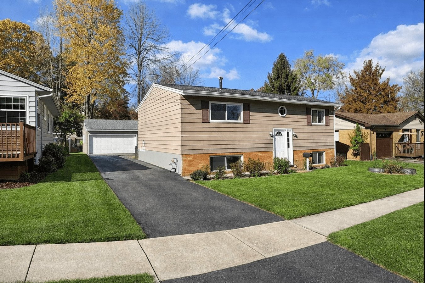Merriman Valley Gem: 4br + 2 Full Baths + Huge... Apartments Akron, OH