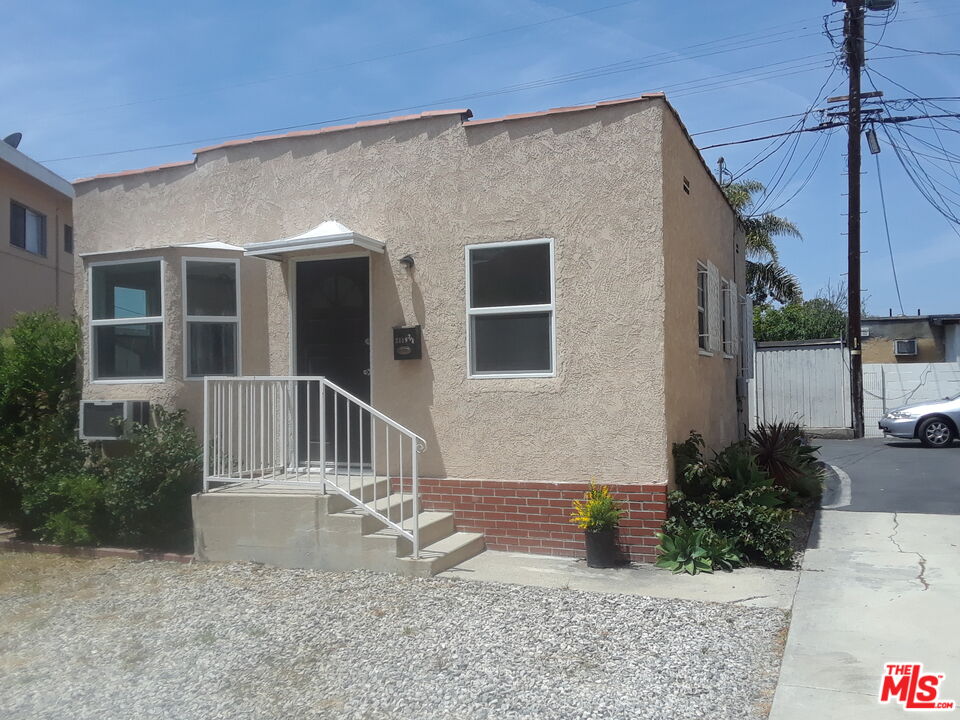 2117 S Marvin Ave Los Angeles, CA Apartment for Rent