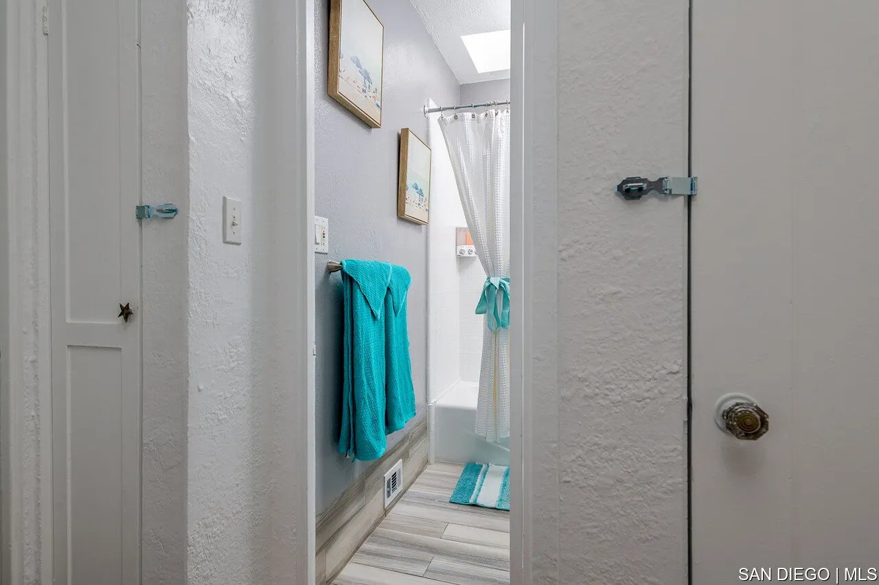 319 Rosecrans St San Diego, CA Apartment for Rent | Rentable
