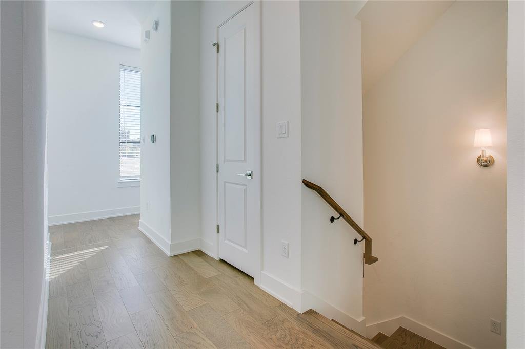 112 E Oscar Dr Dallas, TX Apartment for Rent | Rentable