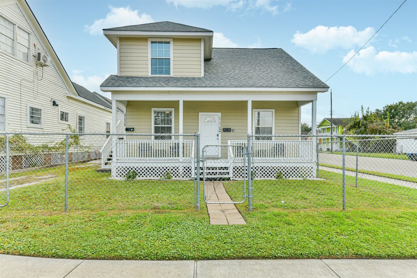 2727 Avenue K Galveston, TX Apartment for Rent | Rentable