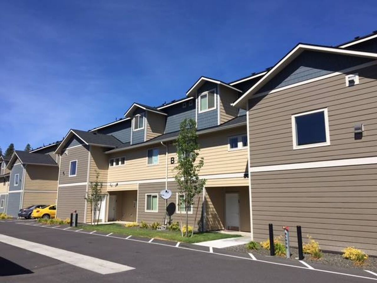 Cedar Crossing Apartments - 6511 N Cedar Rd Spokane, WA