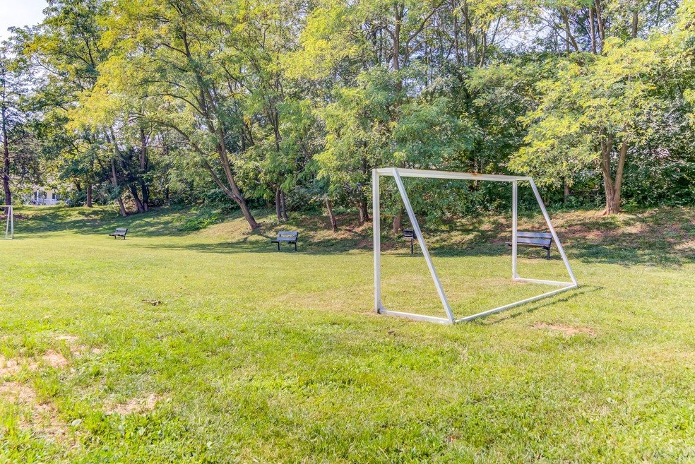 Augusta Farms Apartments - 22 Farmside Street Waynesboro, VA