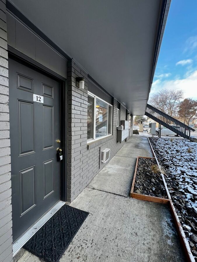 Mt Stuart Apartments - 2000 N Walnut St Ellensburg, WA