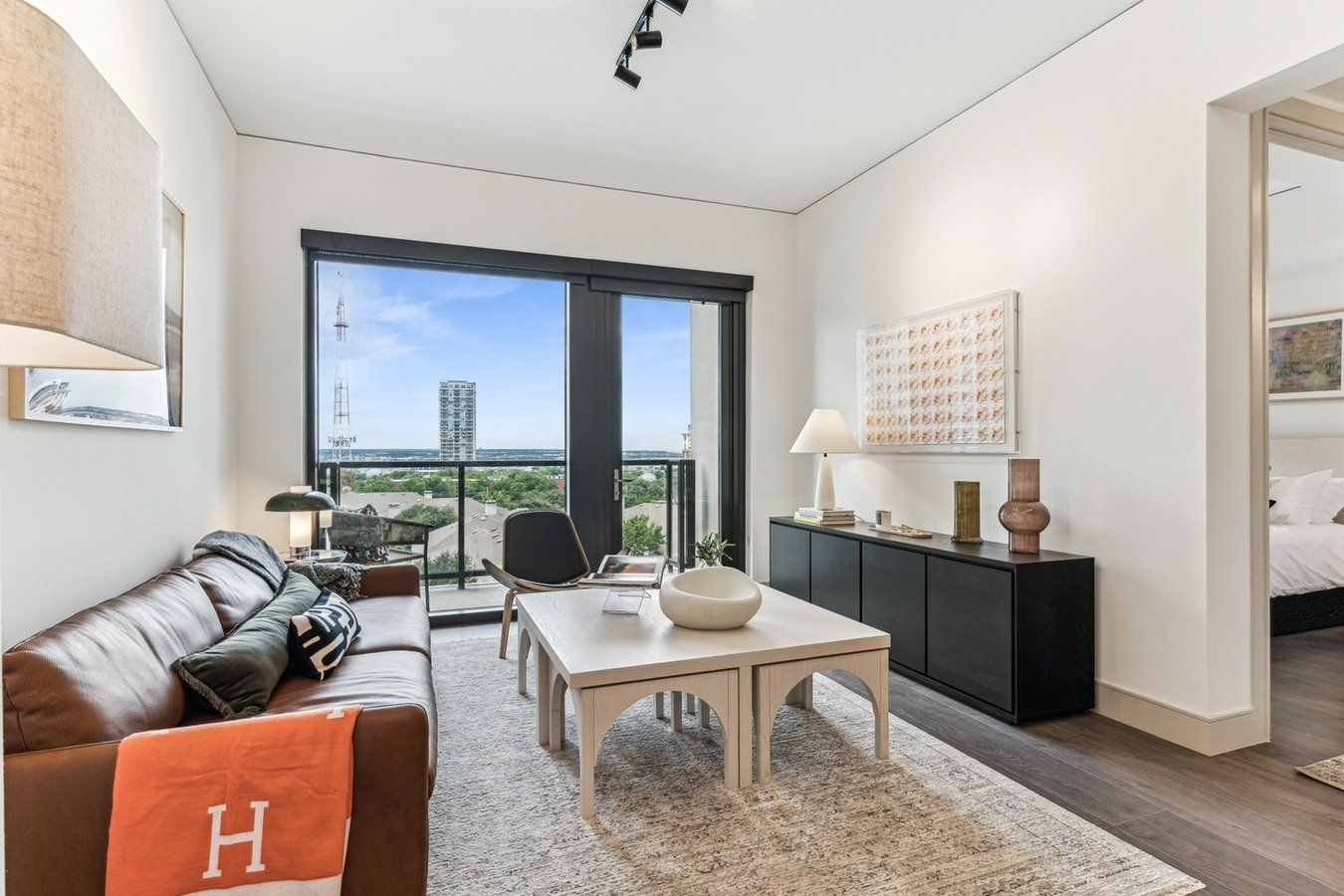 Maple Terrace Residences Apartments Dallas, TX | Rentable