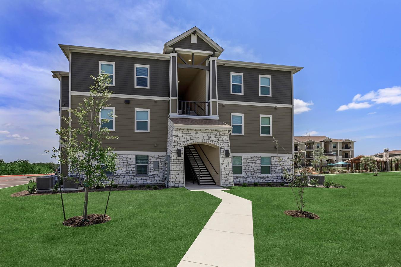 Vantage At Westover Hills