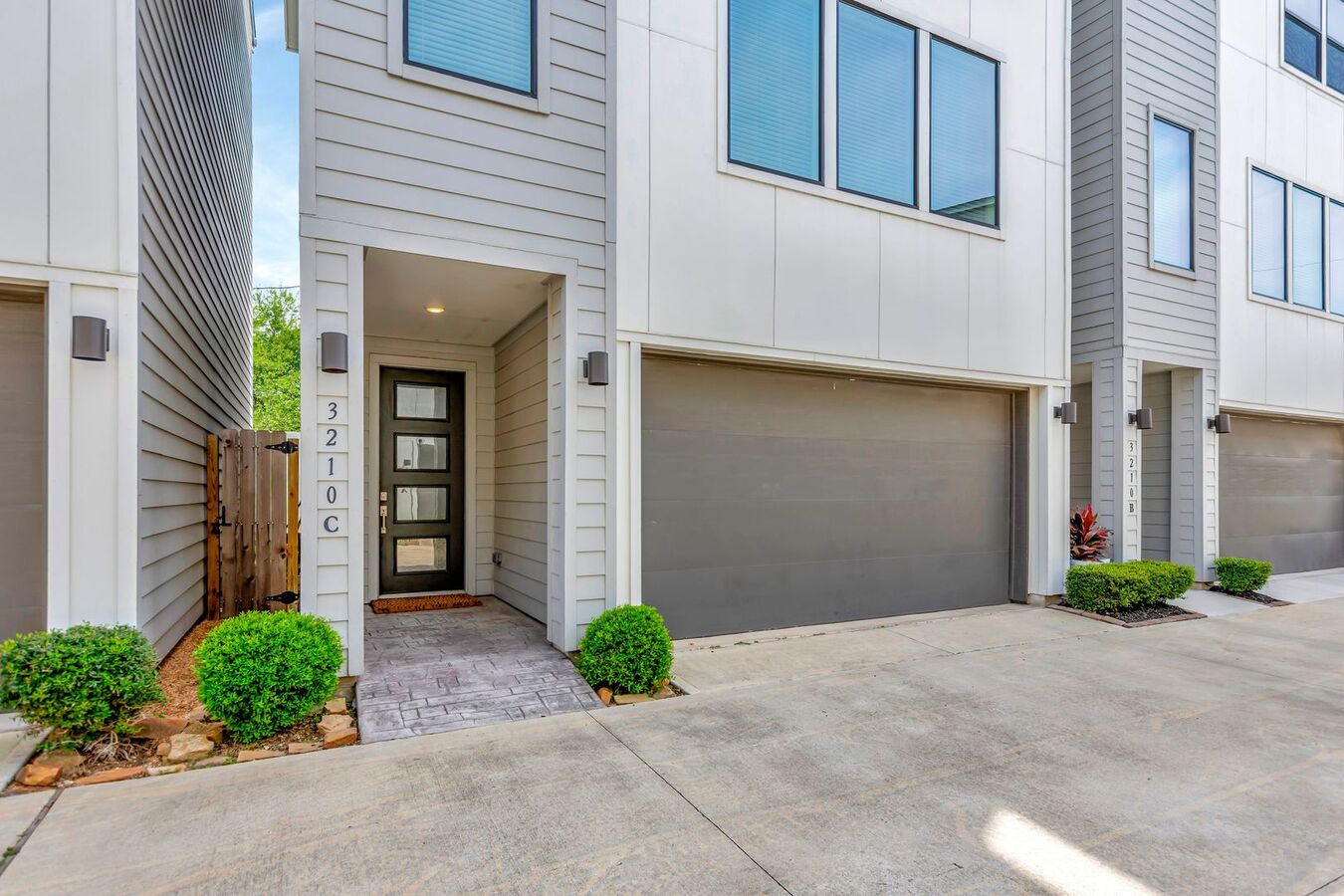 Stunning Home Near Downtown Houston Apartments Houston, TX