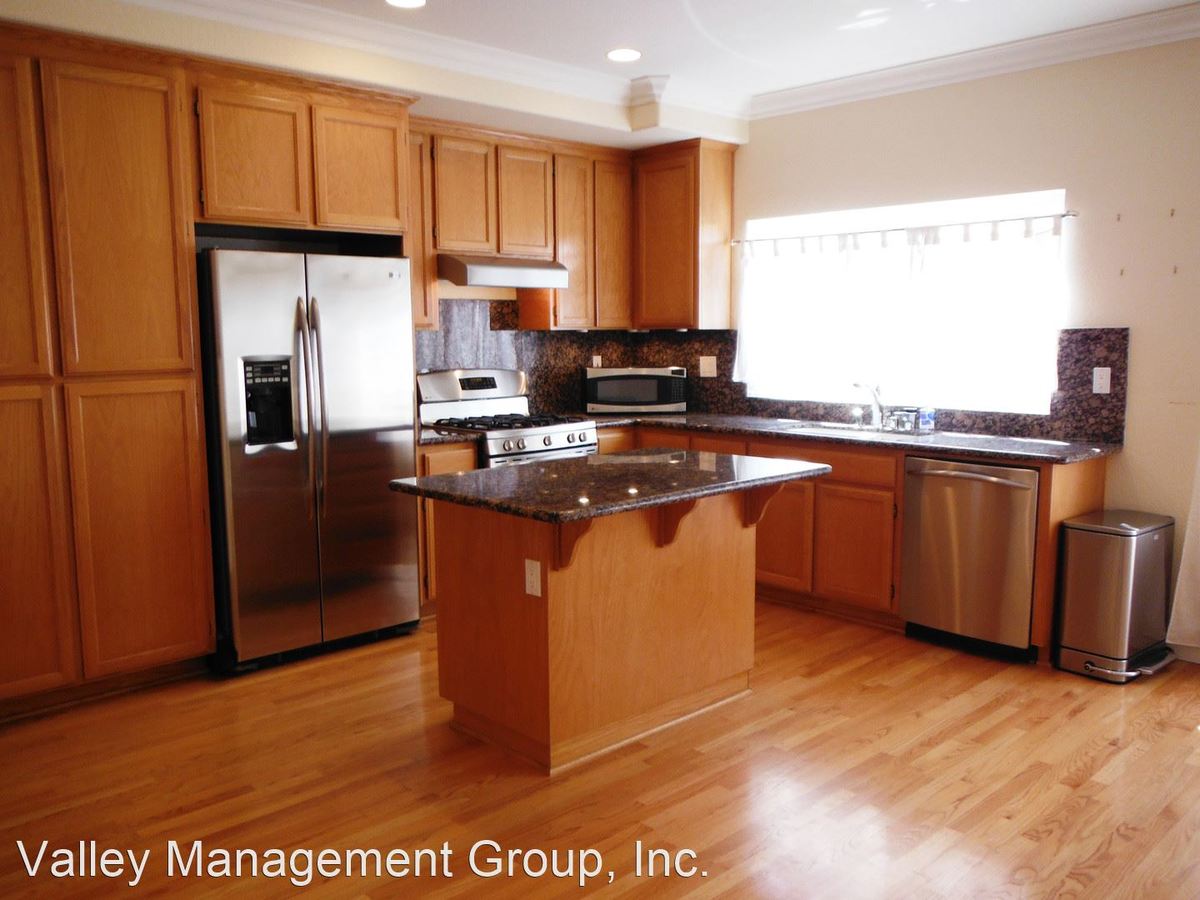 Beautiful 3bd Multi-level Condo With Attached... Apartments San Jose, CA
