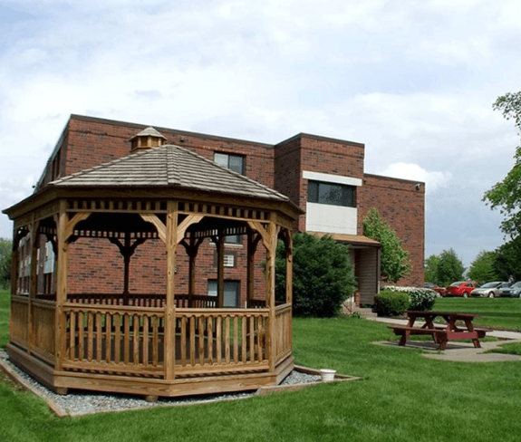 Maple Ridge Apts Apartments Lower Burrell, PA | Rentable