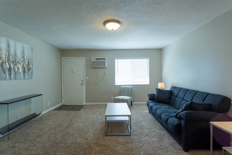 Linx Plaza Apartments Mobile, AL