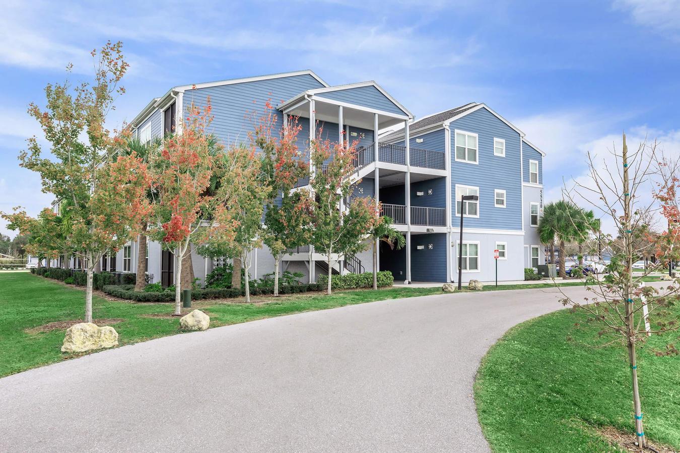 Fountain Lake Apartments Bradenton