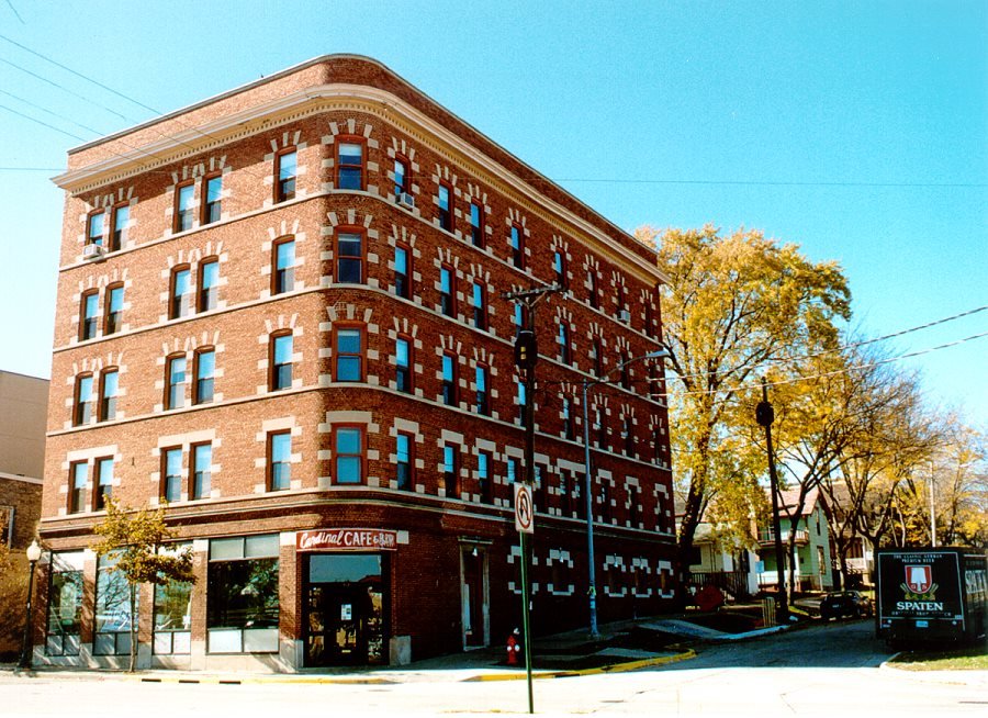 Cardinal Apartments - 416 E Wilson St Madison, WI | Rentable