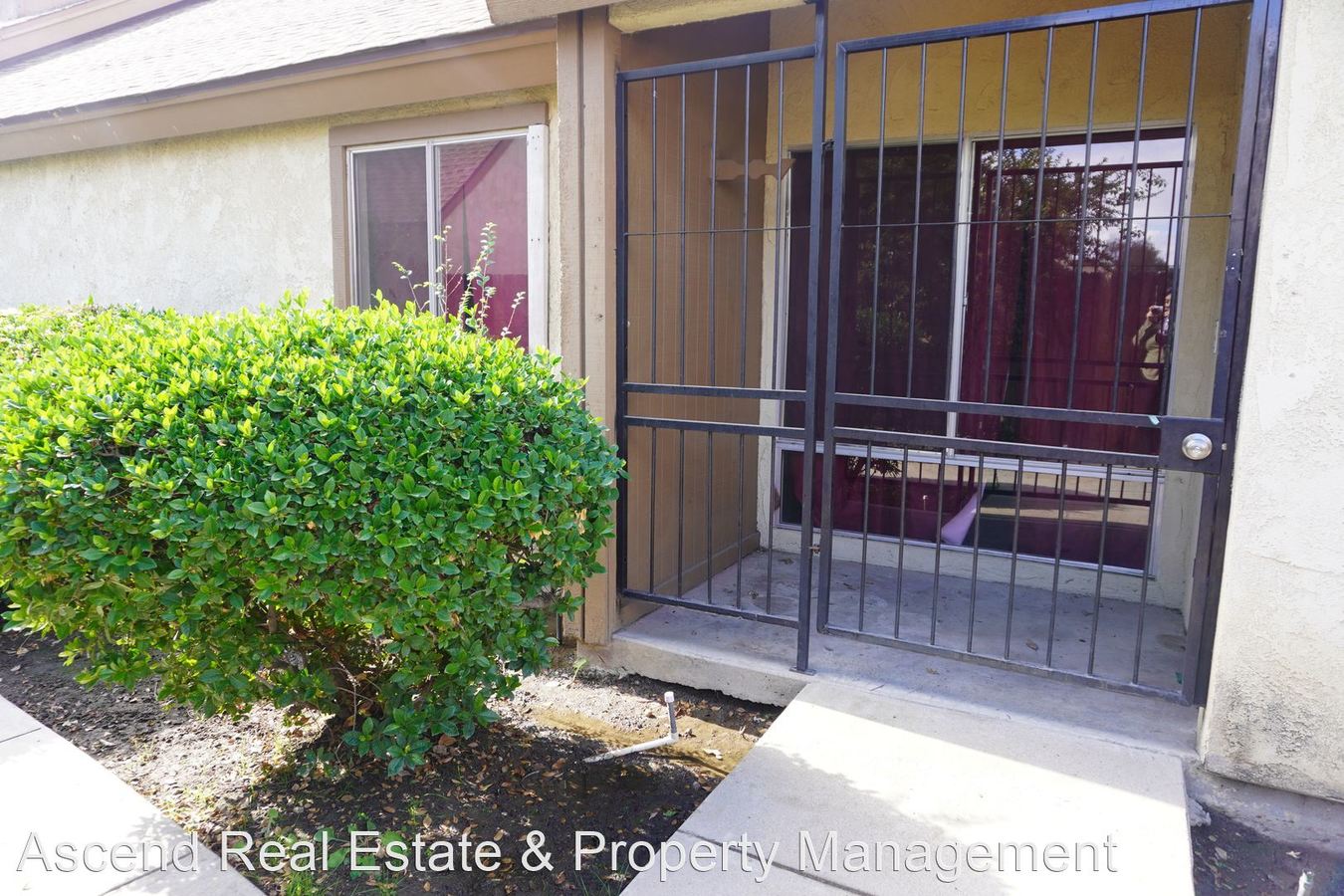 Cute Apartment Located In The Southwest! Bakersfield, CA