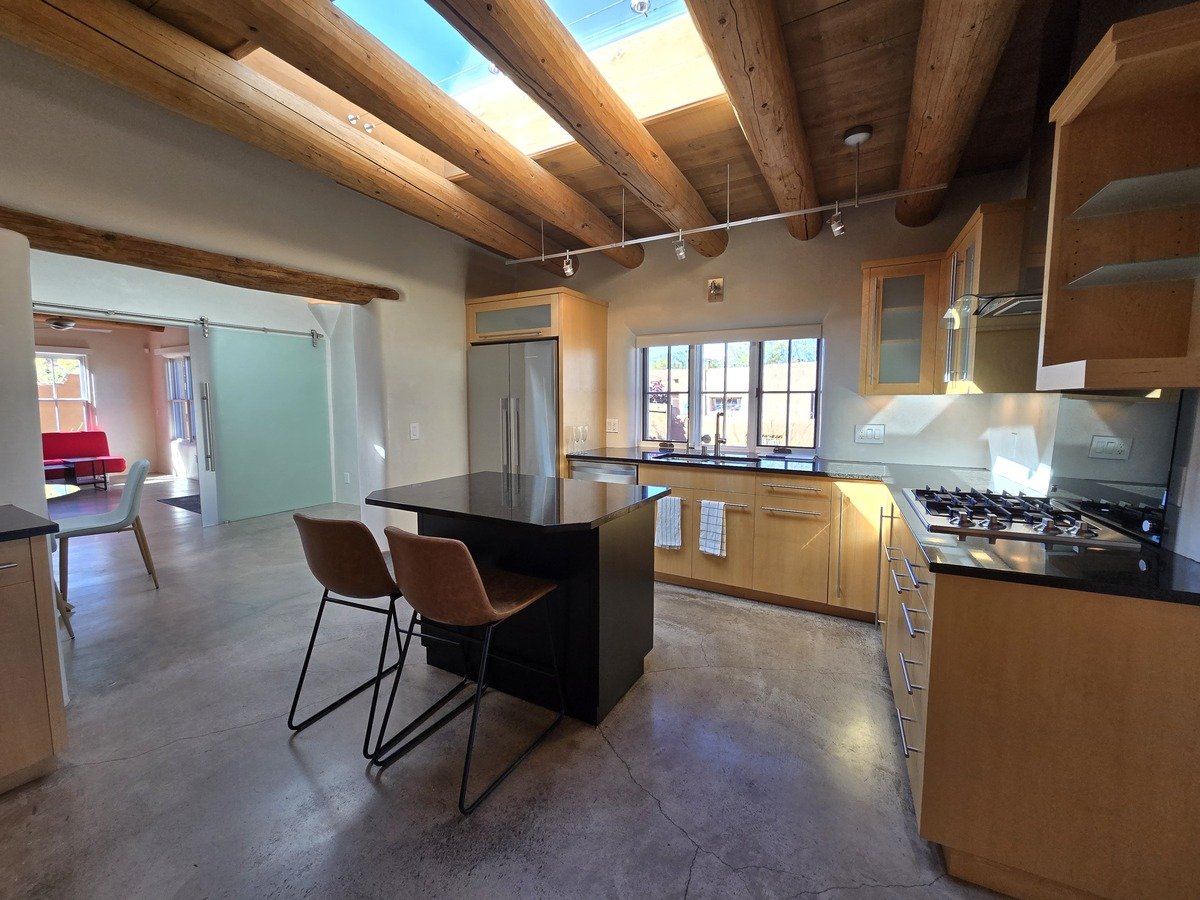 624 Alto St Santa Fe, NM House for Rent | Rentable