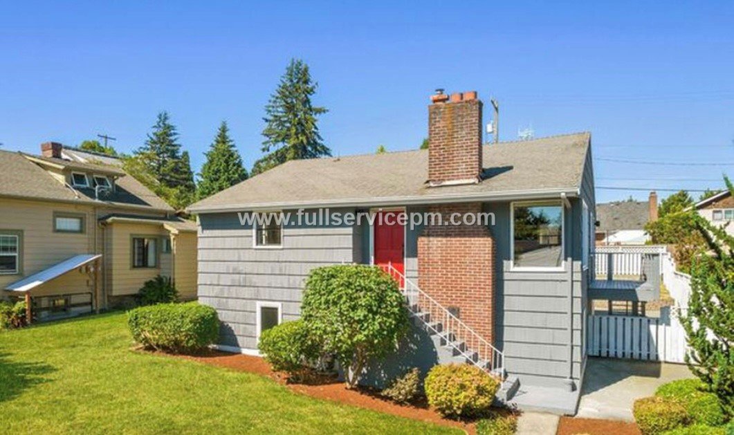 Be Enchanted By This West Seattle Home Apartments Seattle, WA