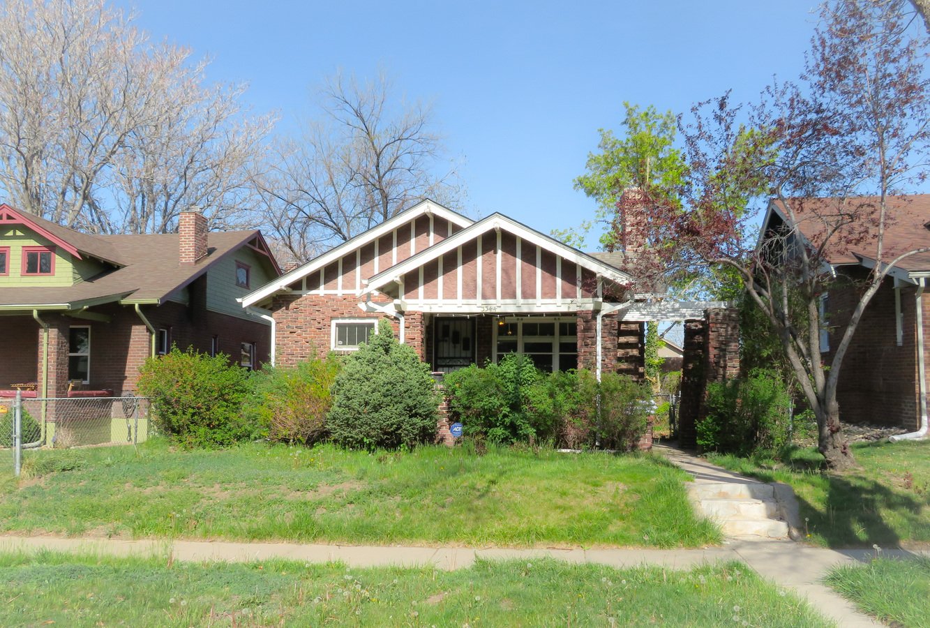Beautiful Updated Bungalow ~ City Park North ~... Apartments Denver, CO