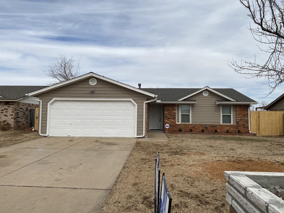 1063 Squire Mansion Yukon, OK House for Rent | Rentable