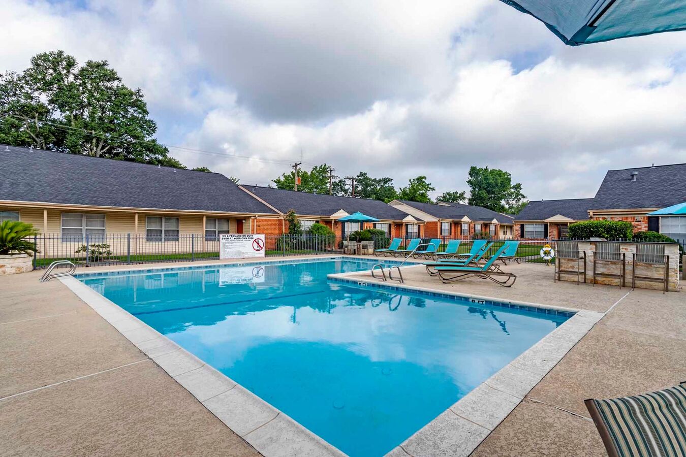 Willow Oaks Apartments - 3902 E 29Th Street Bryan, TX