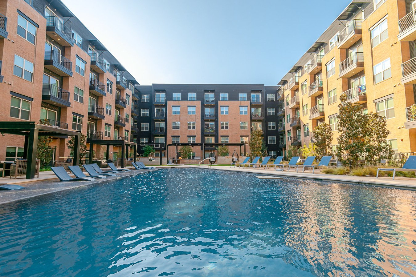 Los Altos Trinity Green Apartments Dallas, TX | Rentable