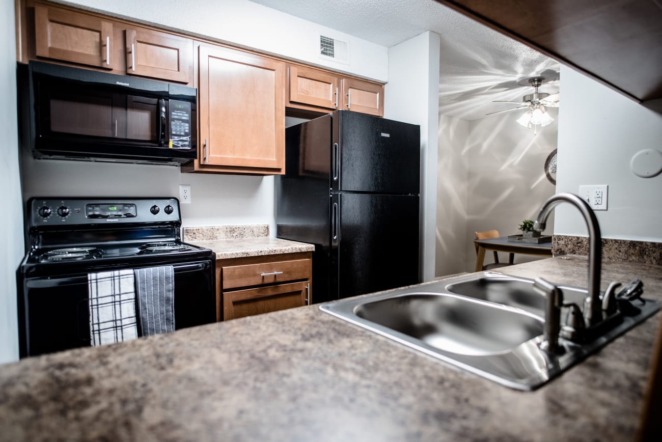 Huntley Ridge Apartments - 2908 SW 31St Court Topeka, KS