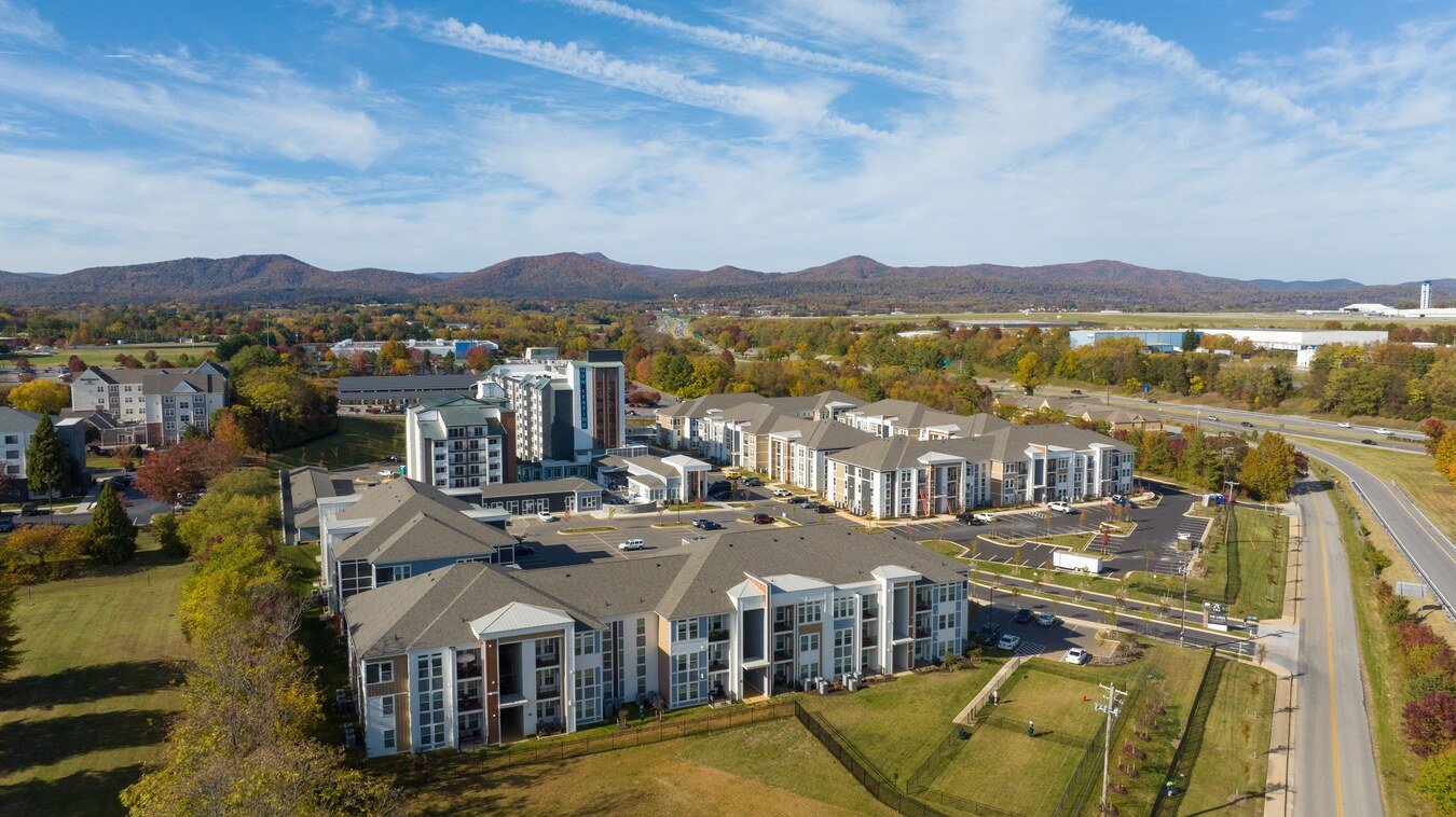 The View at Blue Ridge Commons Apartments Roanoke, VA
