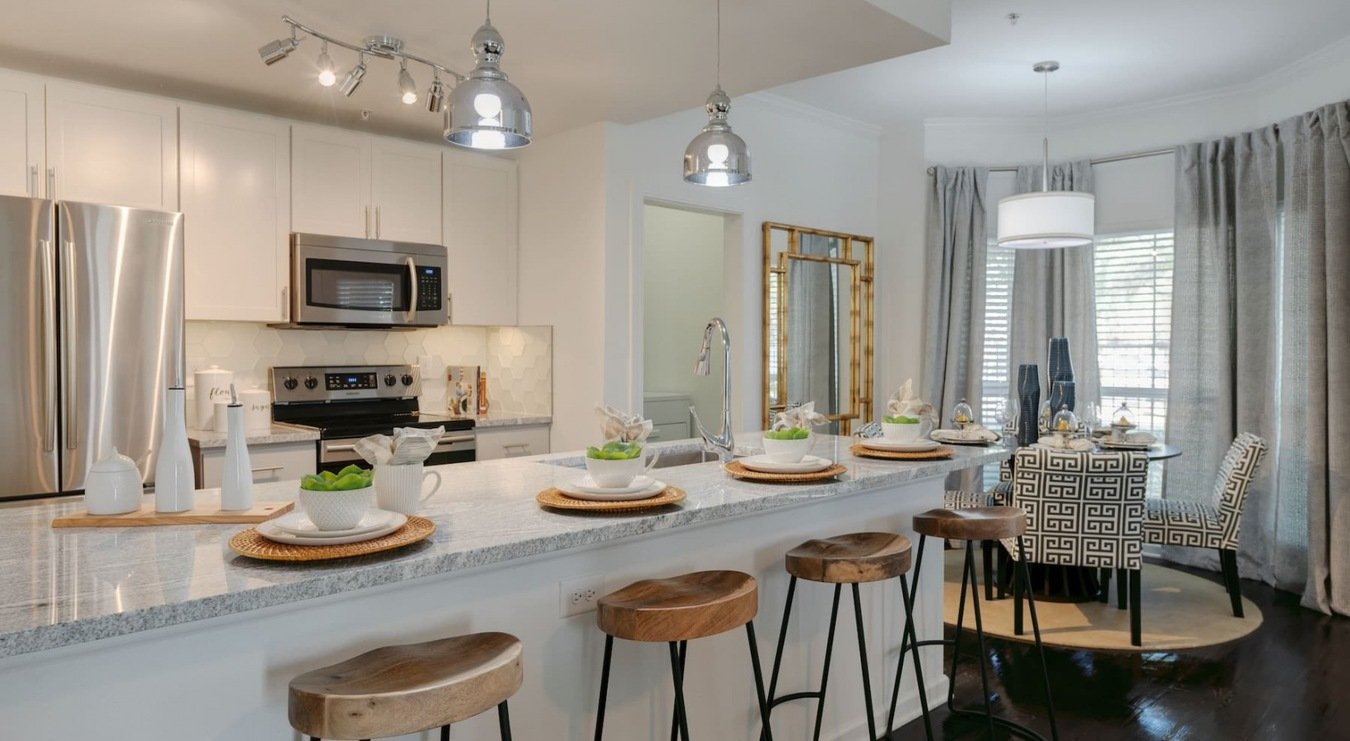 Town Center Crossing Apartments Houston, TX | Rentable