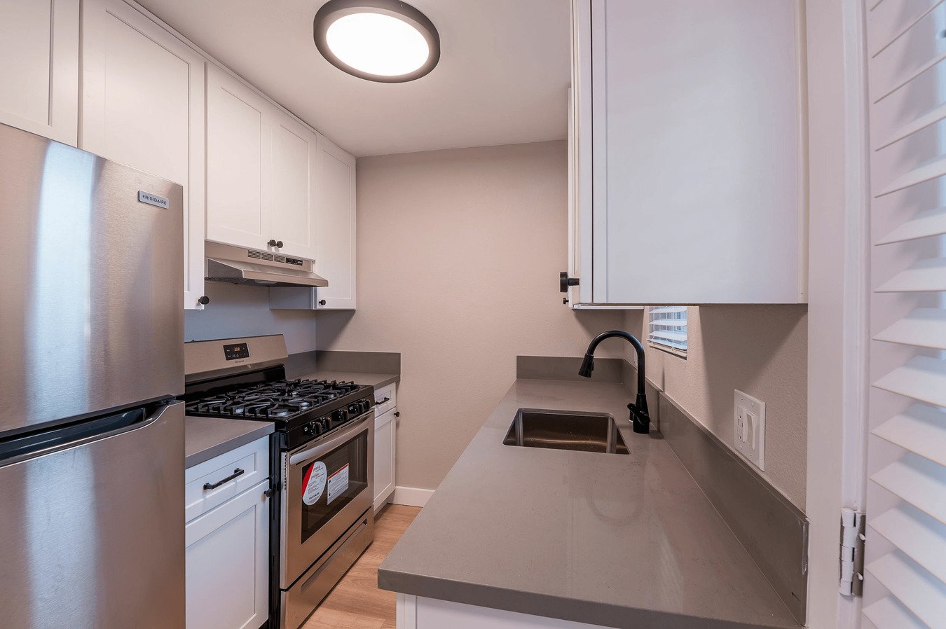 The Grand at City Center Apartments Escondido, CA | Rentable