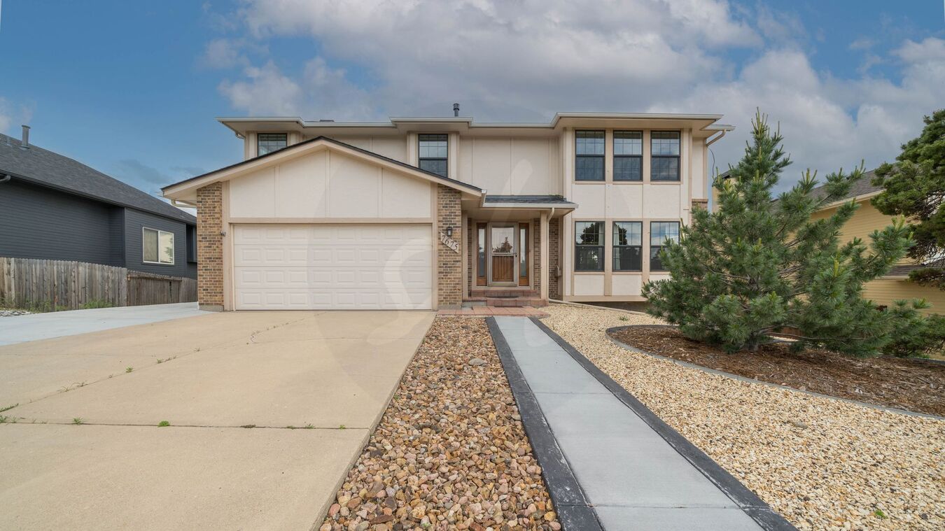 Beautiful 2 Story Home In The Heart Of Briargate Apartments Colorado ...