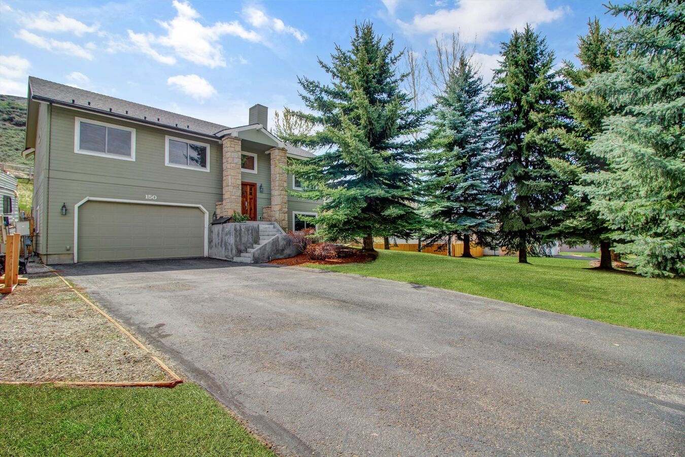 Spacious Home On Elevated Lot In Bellevue's... Apartments Bellevue, ID