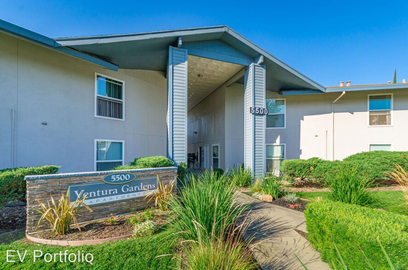 5500 Foothill Garden Ct