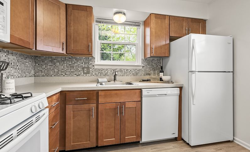 Springetts Apartments - 50 Eisenhower Dr York, PA | Rentable