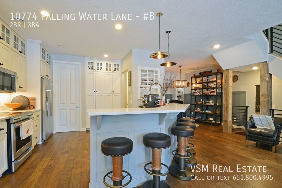 10774 Falling Water Ln Woodbury, MN Apartment for Rent