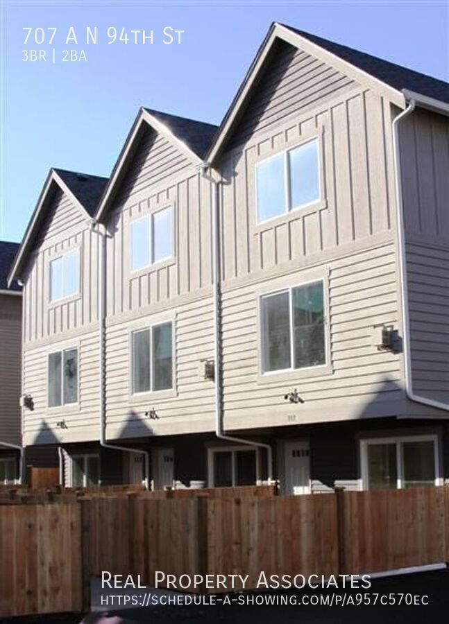 707 A N 94th St Seattle, WA House for Rent | Rentable