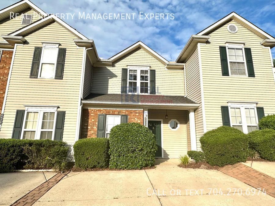 8933 Cinnabay Dr Charlotte, NC House for Rent | Rentable