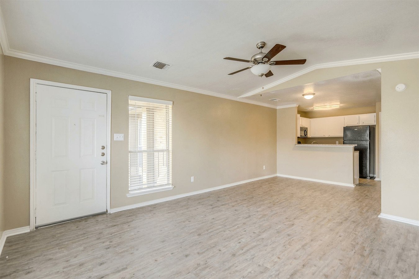 Spring Hill Village Apartments Crosby, TX | Rentable