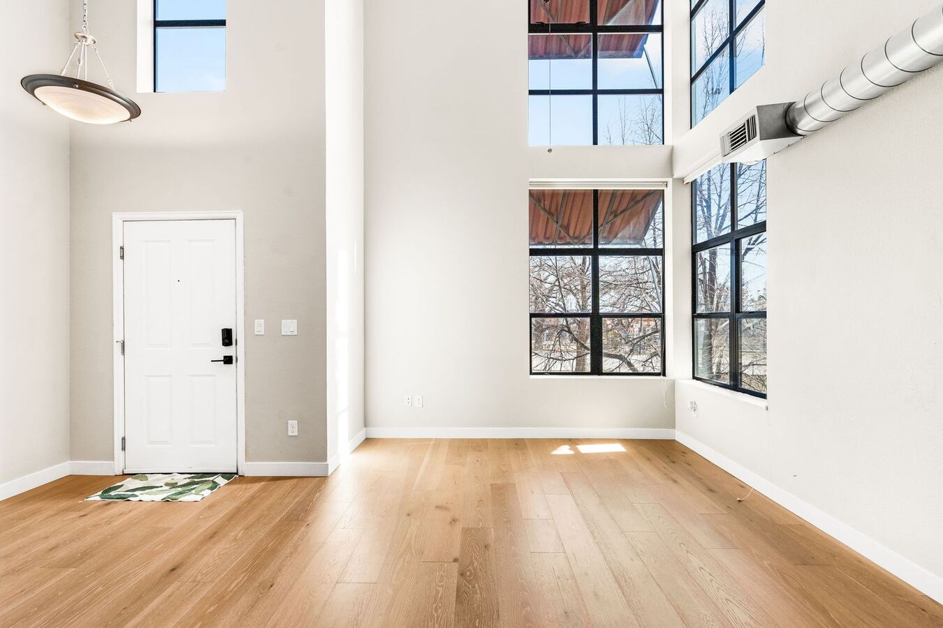 Modern 2bd, 15ba Condo With 20' Ceilings And... Apartments Denver, CO
