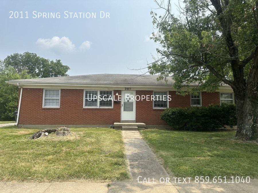 2011 Spring Station Dr Lexington, KY Apartment for Rent