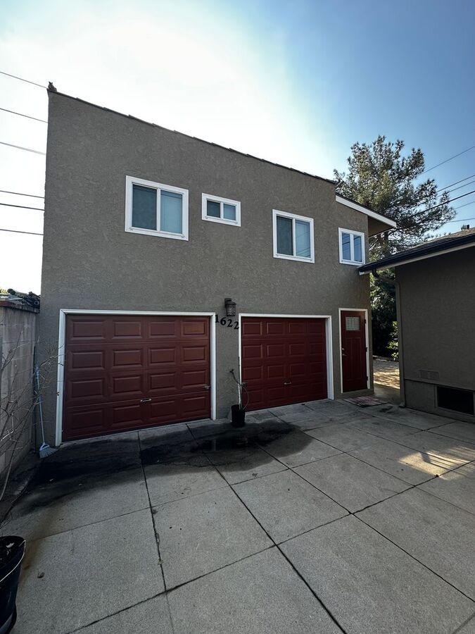 Fully Updated Spacious Studio Above Garages In... Apartments Pasadena, CA
