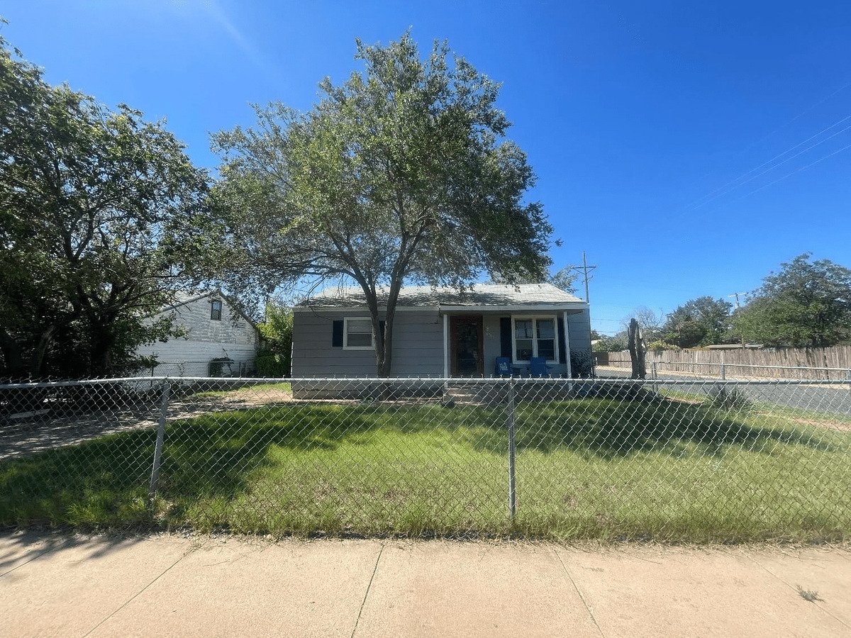 Now Available In Close To Rawls Golf Course Apartments Lubbock, TX